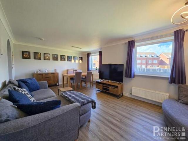 2 bedroom flat for sale in Brickstead Road, Hampton Centre, Peterborough, PE7