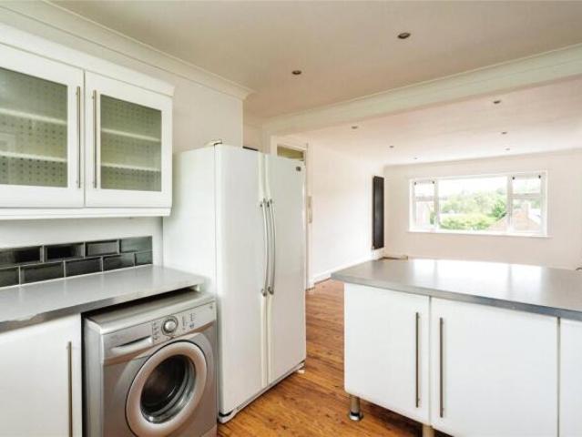 2 bedroom flat for sale in Bridge Lane, Appleton, Warrington, Cheshire, WA4