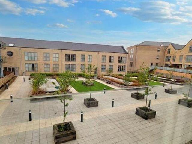 2 Bedroom Flat For Sale In Brightlingsea