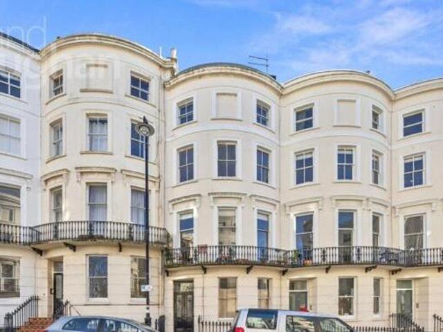 2 Bedroom Flat For Sale In Brighton, East Sussex