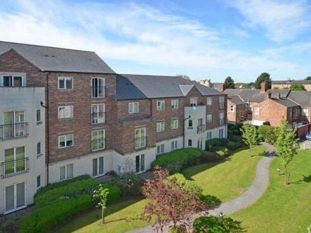 2 Bedroom Flat For Sale In Brinkworth Terrace, York