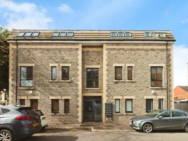 2 Bedroom Flat For Sale In Bristol, Somerset