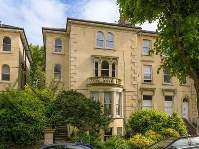 2 Bedroom Flat For Sale In Bristol