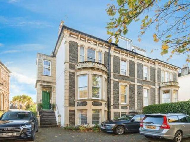 2 Bedroom Flat For Sale In Bristol