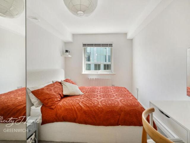 2 bedroom flat for sale in Bruford Court, London SE8