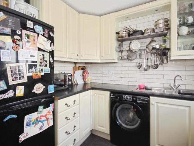 2 bedroom flat for sale in Brunswick Street, Leamington Spa, CV31