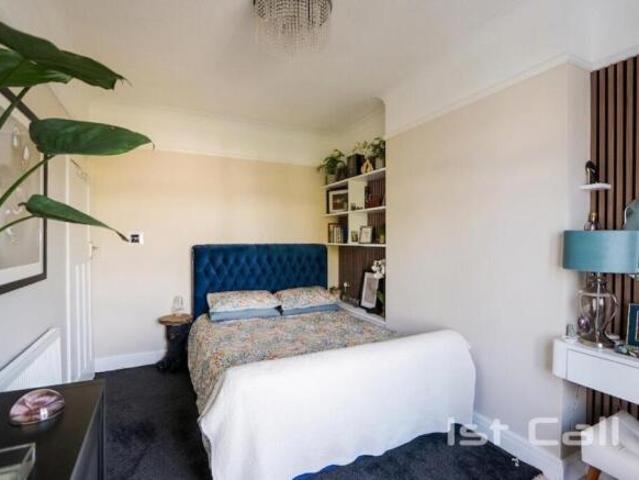 2 bedroom flat for sale in Brunswick Road, Southend On Sea, SS1
