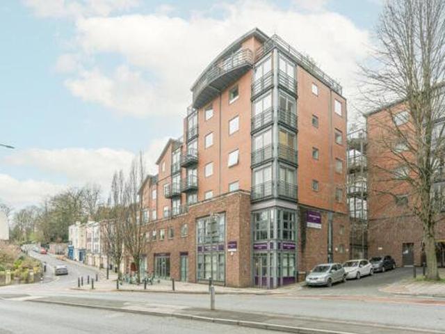 2 Bedroom Flat For Sale In Burton Court, Bristol