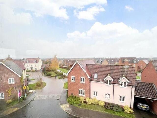 2 Bedroom Flat For Sale In Bury St. Edmunds, Suffolk