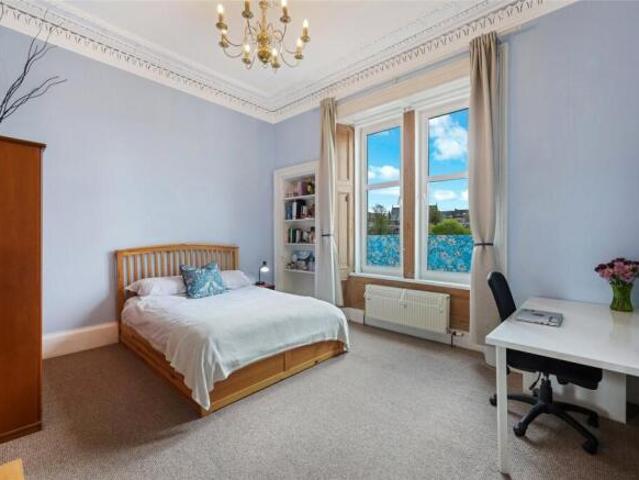 2 bedroom flat for sale in Byres Road, Dowanhill, Glasgow, G12
