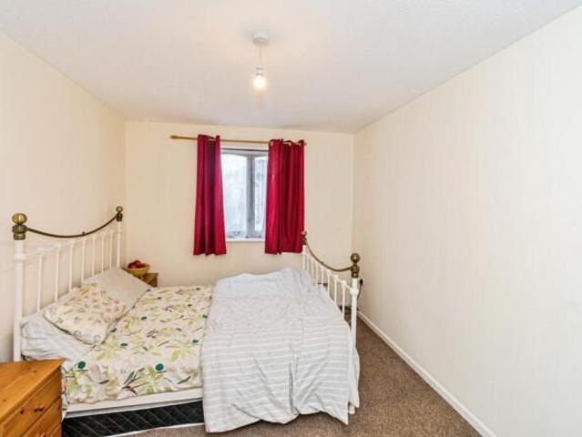 2 bedroom flat for sale in Byron Court, Hill Lane, Southampton, Hampshire, SO15