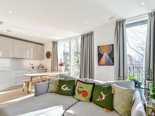 2 Bedroom Flat For Sale In Camden, London