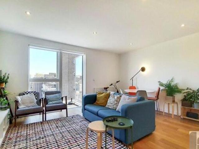 2 Bedroom Flat For Sale In Camden, London