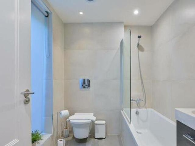 2 Bedroom Flat For Sale In Camden Town, London