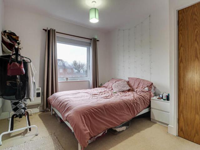 2 bedroom flat for sale in Camp Road, St Albans, AL1