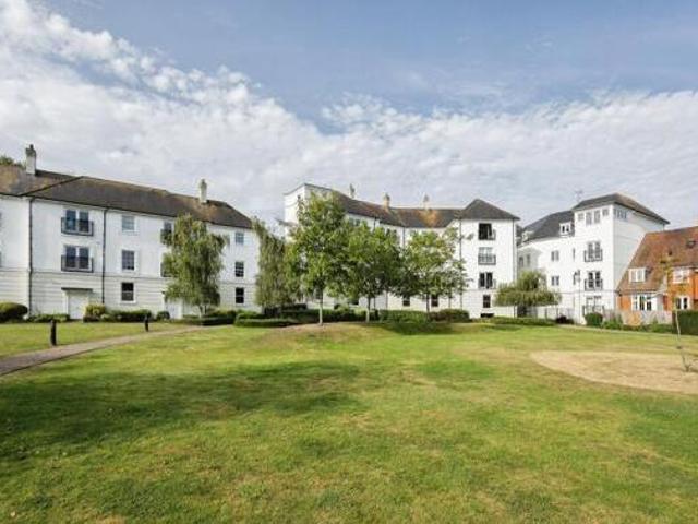 2 Bedroom Flat For Sale In Canterbury, Kent