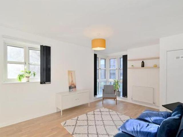 2 Bedroom Flat For Sale In Canary Wharf