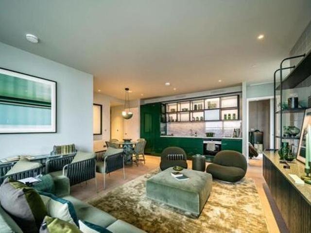 2 Bedroom Flat For Sale In Canary Wharf, London