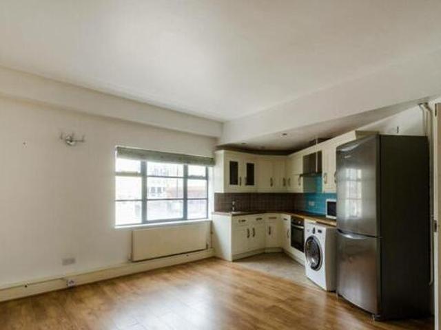 2 Bedroom Flat For Sale In Canary Wharf, London