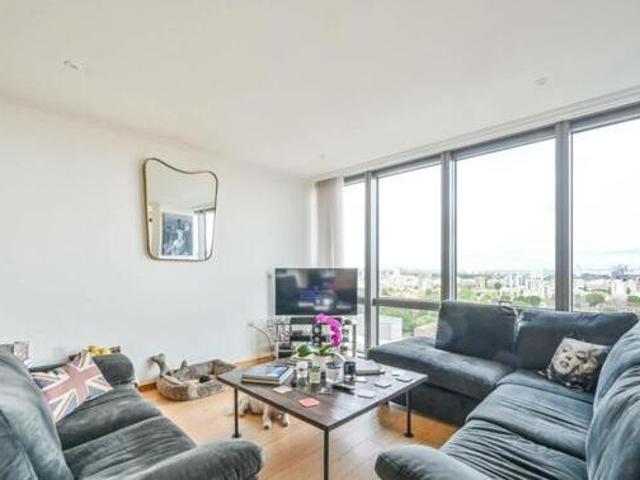 2 Bedroom Flat For Sale In Canary Wharf, London