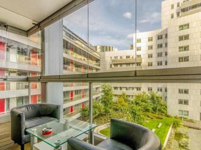 2 Bedroom Flat For Sale In Canning Town, London