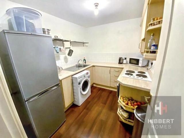2 bedroom flat for sale in Capitol Court, School Lane, Didsbury, M20