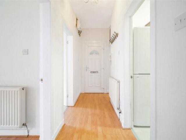 2 bedroom flat for sale in Cartside Street, Glasgow, City, G42
