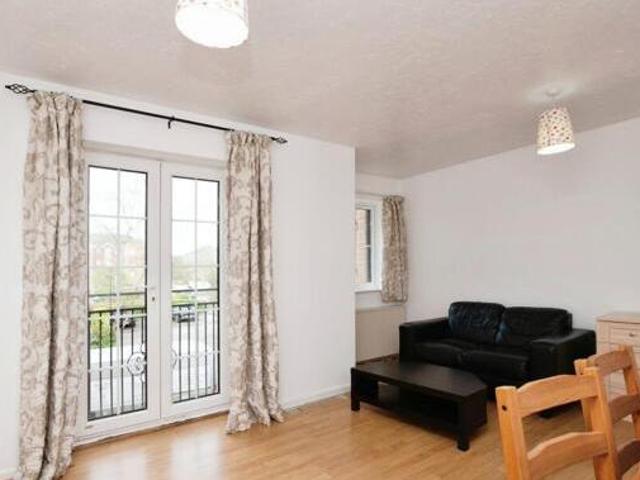 2 Bedroom Flat For Sale In Cardiff, South Glamorgan