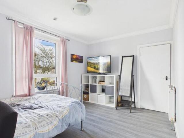 2 bedroom flat for sale in Carlibar Avenue, Knightswood, Glasgow, G13