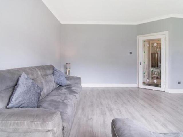 2 bedroom flat for sale in Carntyne Road, Carntyne, G32 6LU, G32