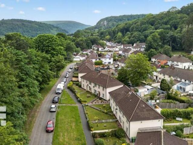 2 bedroom flat for sale in Castle View Tongwynlais Cardiff CF15 7LY, CF15