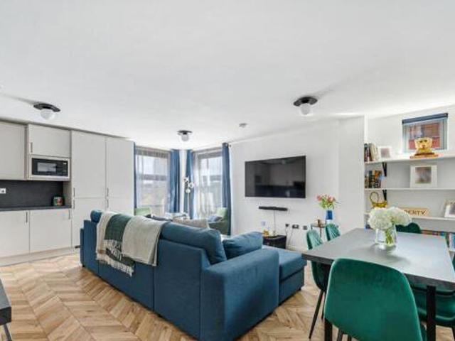 2 Bedroom Flat For Sale In Castlefield, Manchester