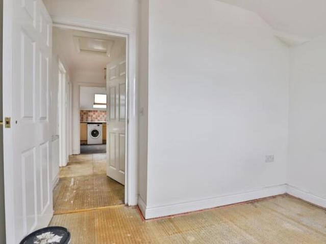 2 bedroom flat for sale in Castlemain Avenue, Bournemouth, Dorset, BH6