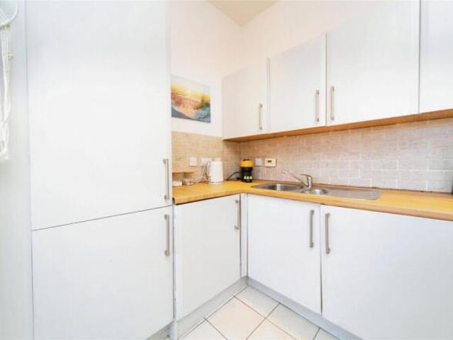2 bedroom flat for sale in Catharine Street, Liverpool, Merseyside, L8
