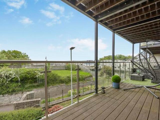 2 bedroom flat for sale in Causeway View, PLYMOUTH, Devon, PL9