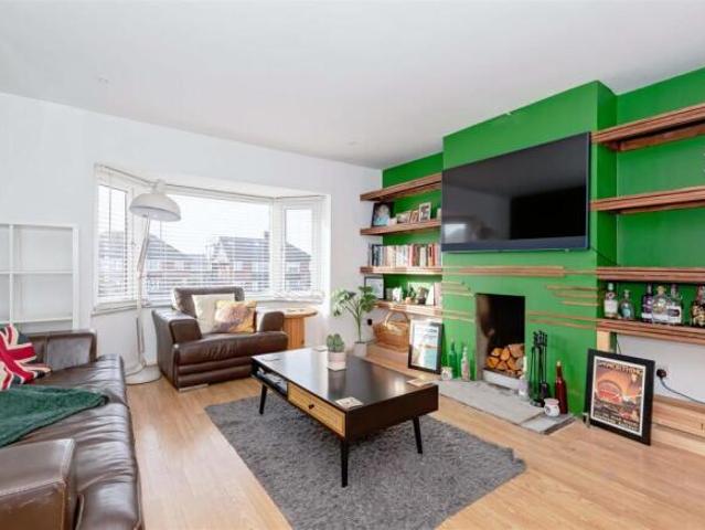2 bedroom flat for sale in Cavendish Close, Goring by Sea, Worthing, BN12