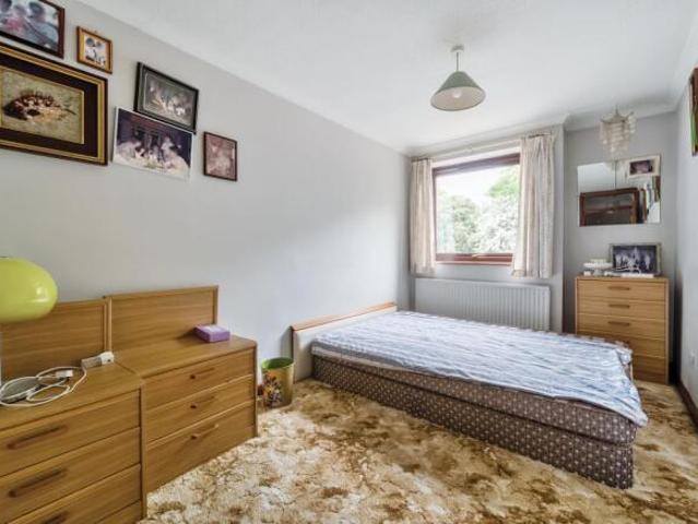 2 bedroom flat for sale in Caversham, Riverside setting, Berkshire, RG4