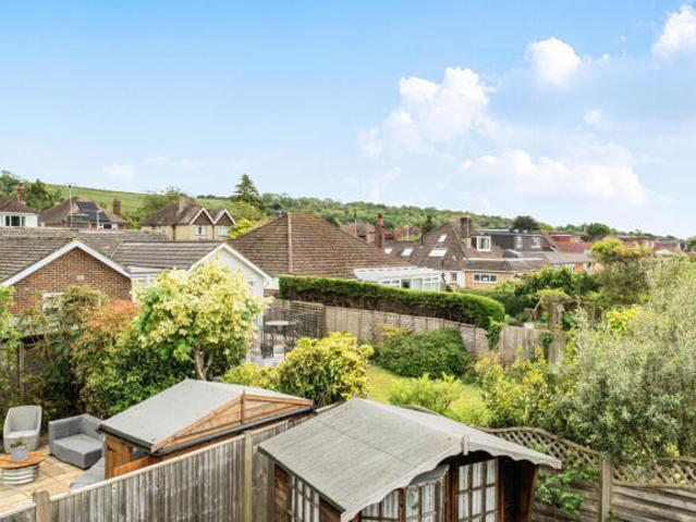 2 bedroom flat for sale in Central Avenue, Findon Valley, Worthing, West Sussex, BN14