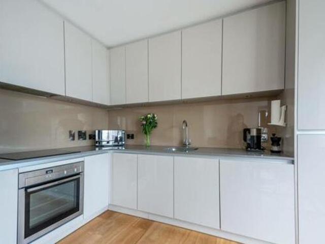 2 Bedroom Flat For Sale In Central Croydon, Croydon