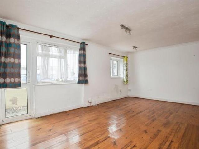 2 bedroom flat for sale in Cecil Street, Plymouth, PL1