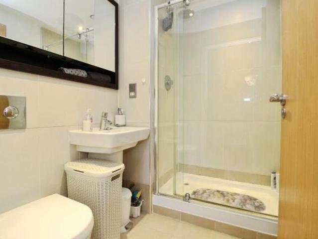 2 bedroom flat for sale in Chadwick Street, Leeds, West Yorkshire, LS10