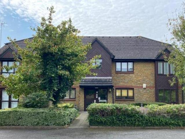 2 Bedroom Flat For Sale In Champion Road, London
