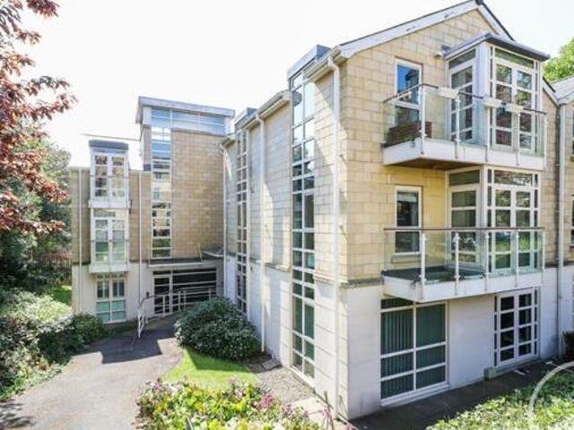2 Bedroom Flat For Sale In Chapel Allerton