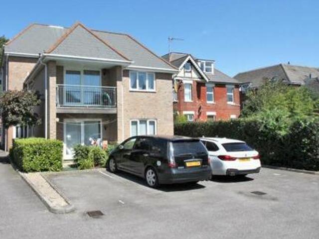 2 Bedroom Flat For Sale In Charminster