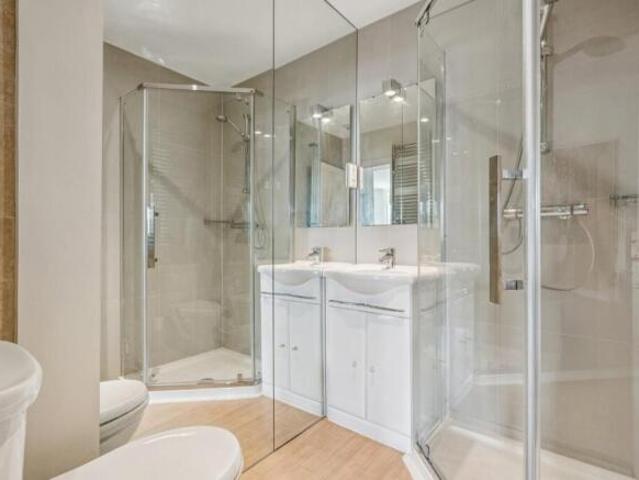 2 bedroom flat for sale in Cheyne Place, Chelsea, SW3