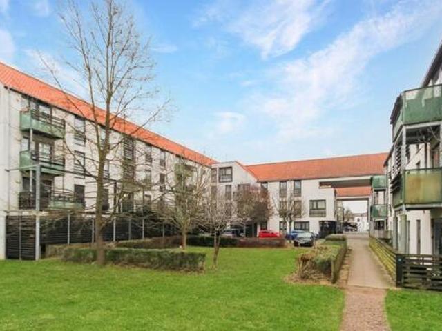 2 Bedroom Flat For Sale In Chelmsford