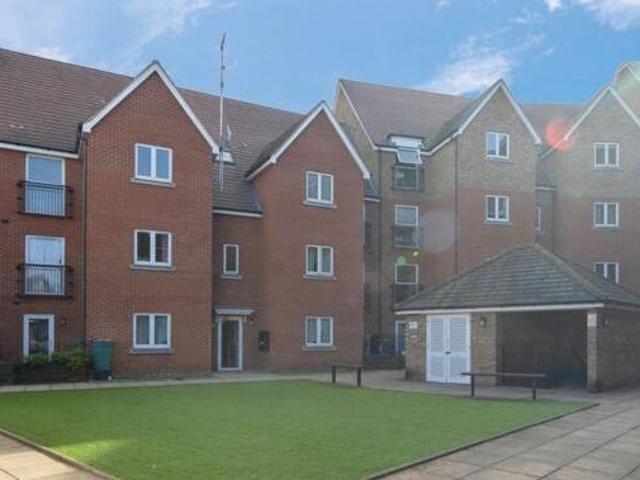 2 Bedroom Flat For Sale In Chelmsford
