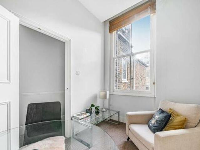 2 Bedroom Flat For Sale In Chelsea, London