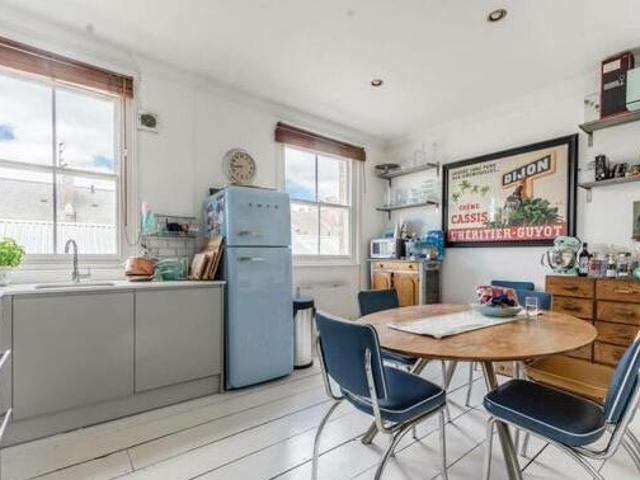 2 Bedroom Flat For Sale In Chelsea, London