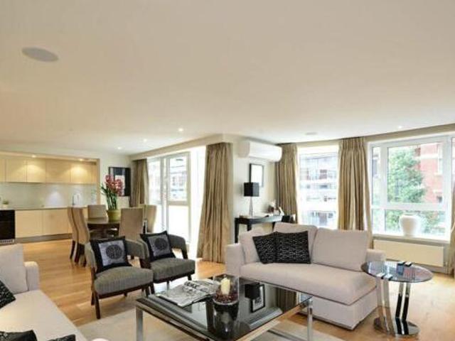 2 Bedroom Flat For Sale In Chelsea, London